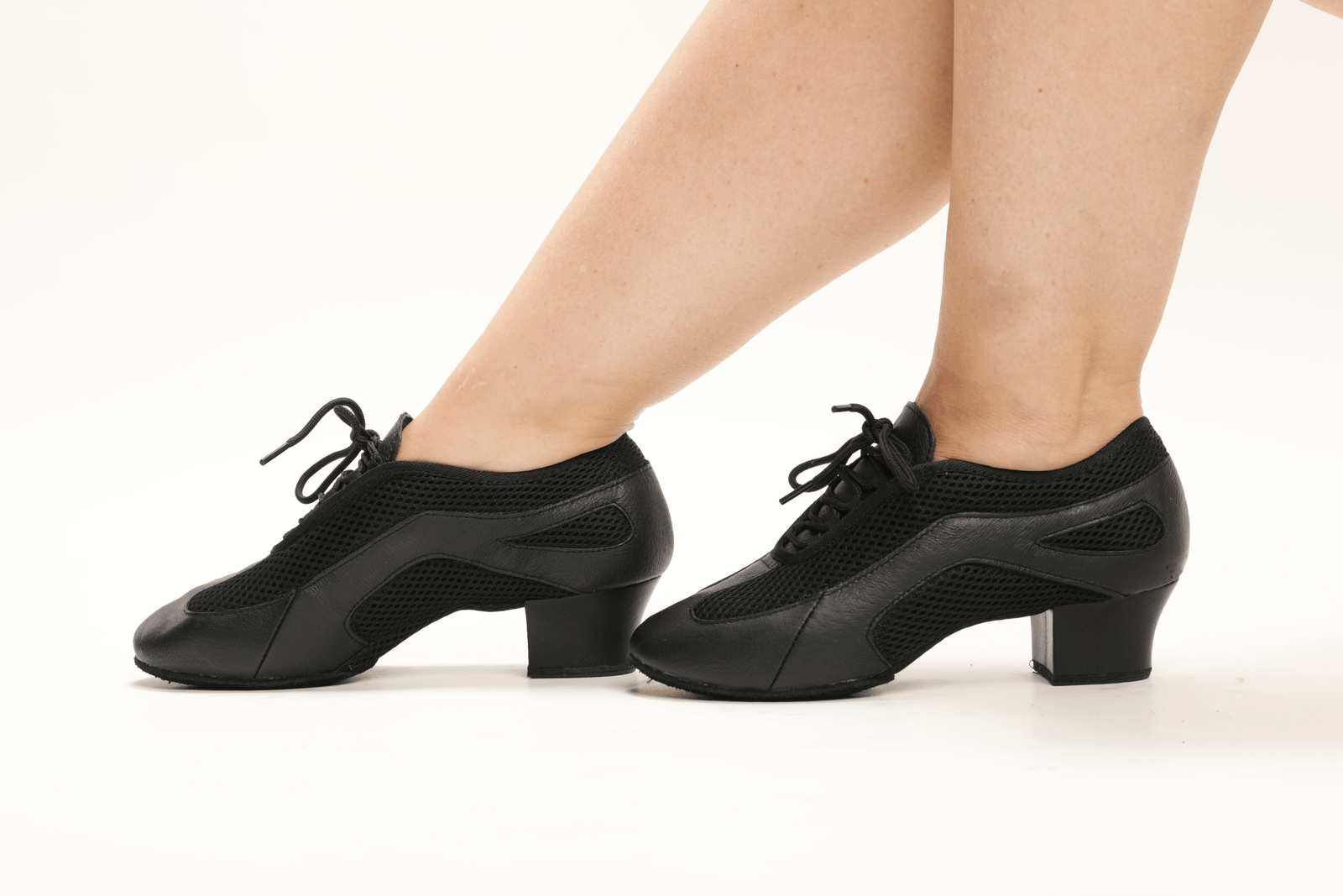 S902 - Ladies Split-sole, 1.5 Inch Cuban Heel, Practice Shoe. – Dance Fever