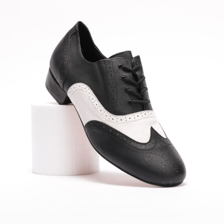 7812BW - Gentlemen's, Classic, Wingtip, 1950's Inspired Brogue, Black ...